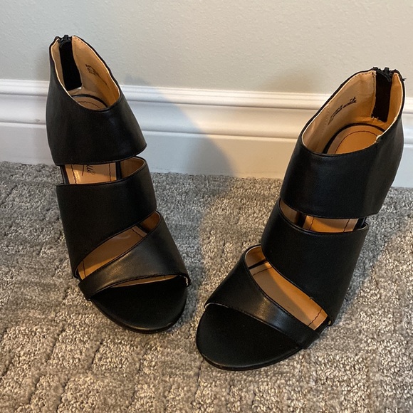 Anne Michelle | Shoes | New Anne Michelle Black Heels | Poshmark